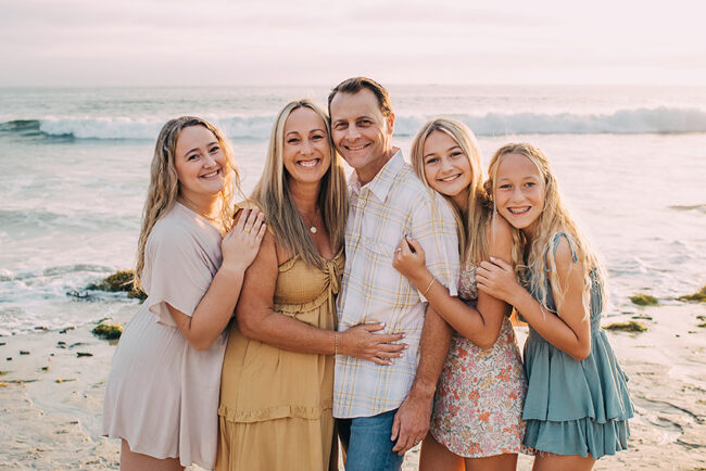 How to pose a family of five How to pose a family of five