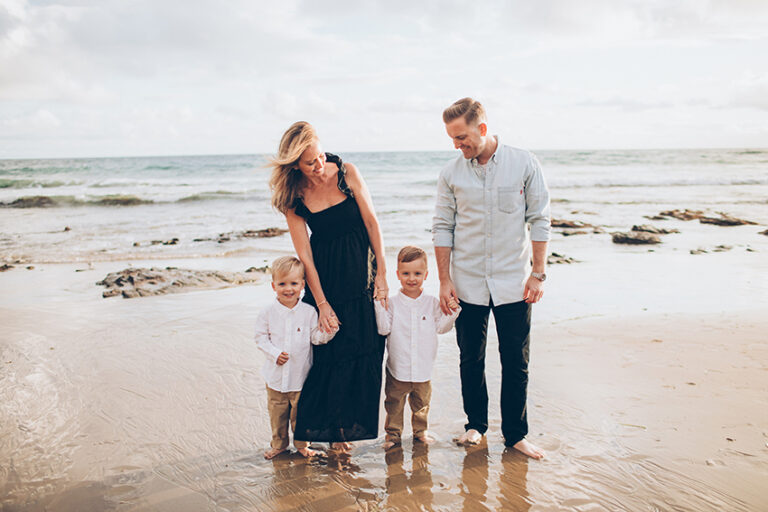 Pose Ideas for a Family of Four