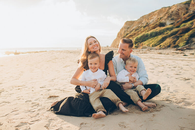 Pose Ideas for a Family of Four