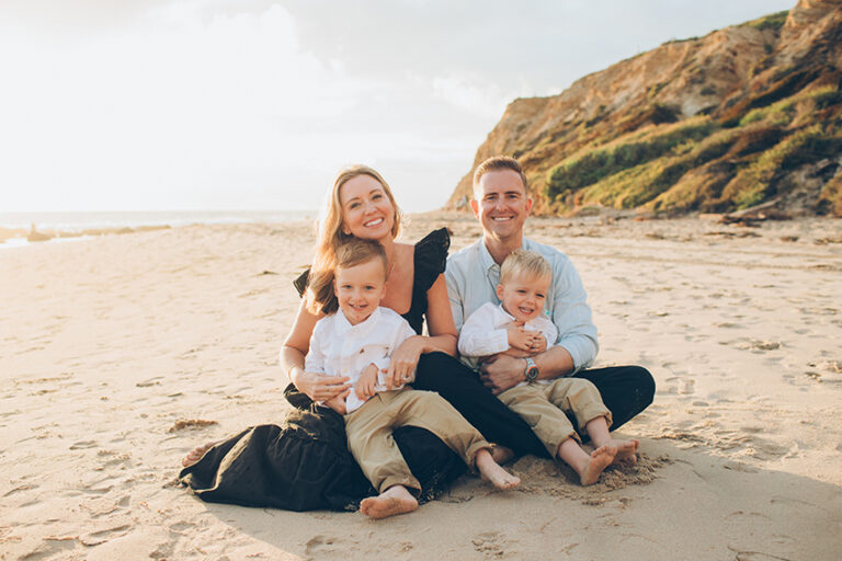 Pose Ideas for a Family of Four