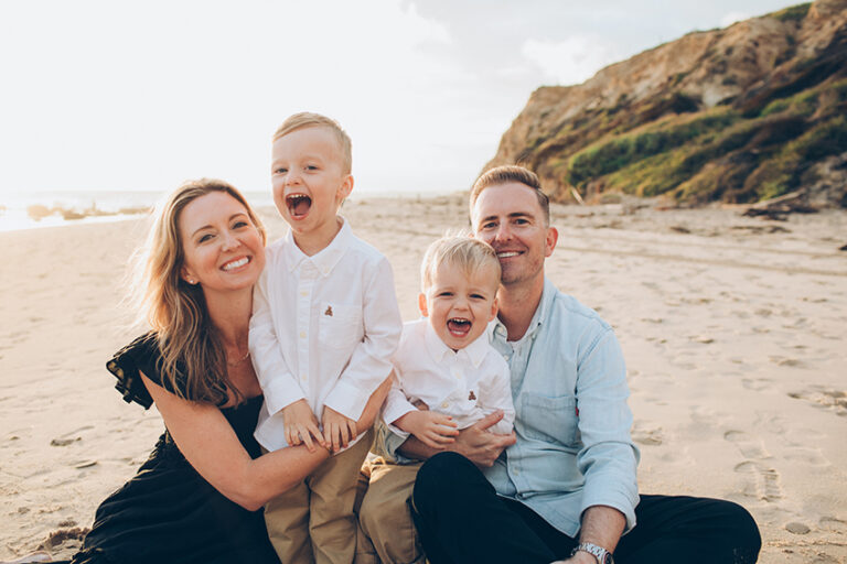Pose Ideas for a Family of Four